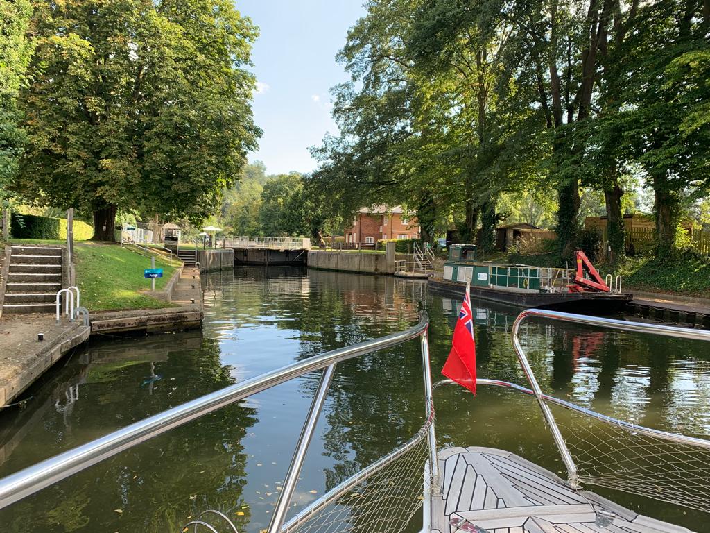 Windsor Boat Hire - Private Charters | Tours | Events